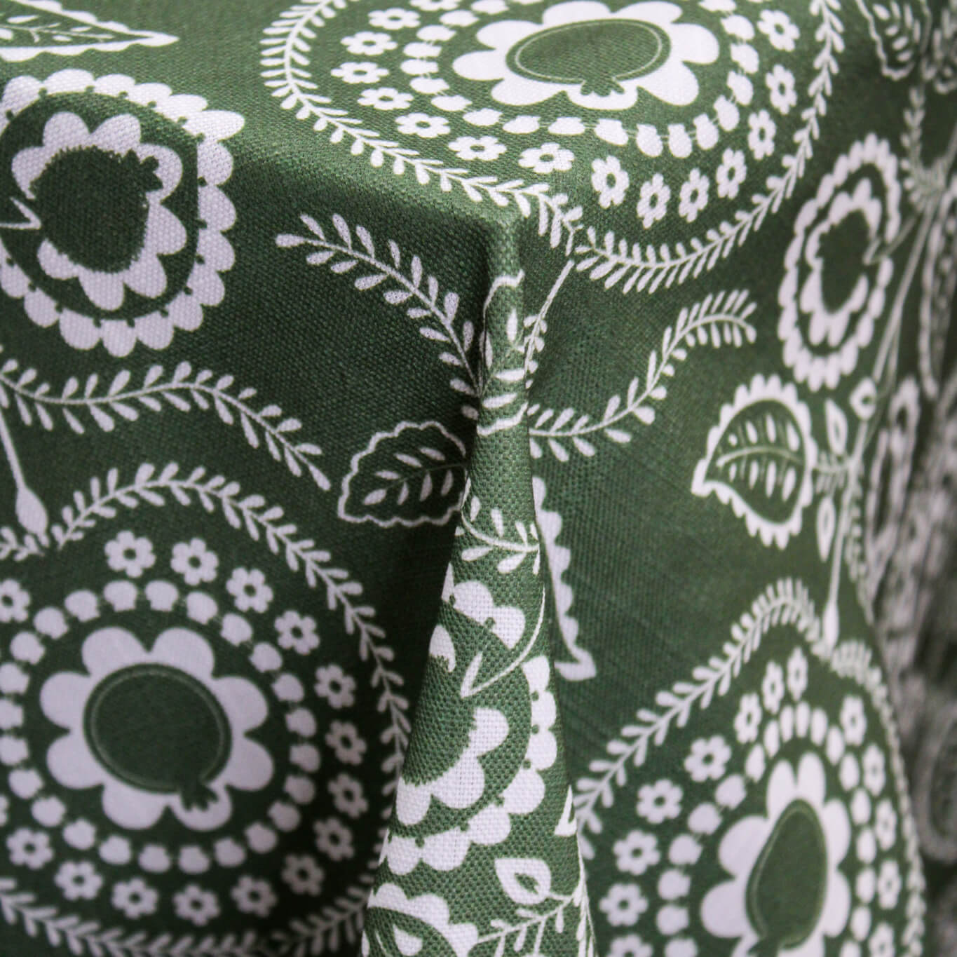 Aimee, Green | Town & Country Event Rentals